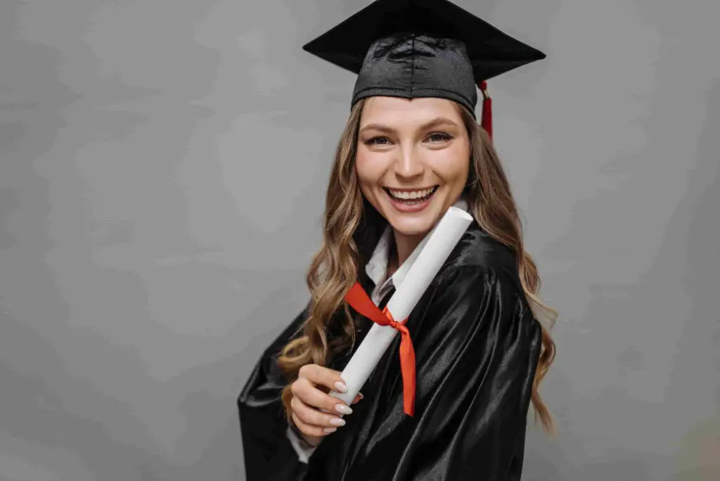 Top 15 Best Student Loan Companies In the U.S | WTI