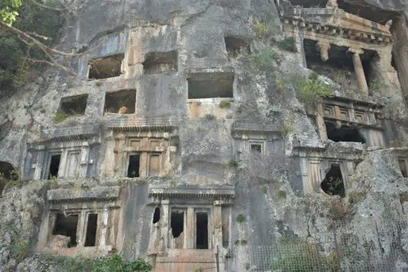 Top 10 Largest & Biggest Fraternities in the US